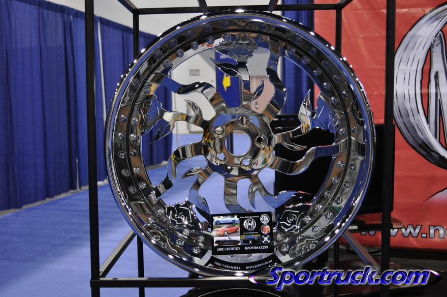 Image 104.jpg from SEMA Show 2009 Pictures - Wheels and Tires ...
